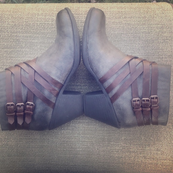 Eurosoft | Shoes | Eurosoft Pheobe Ankle Booties | Poshmark